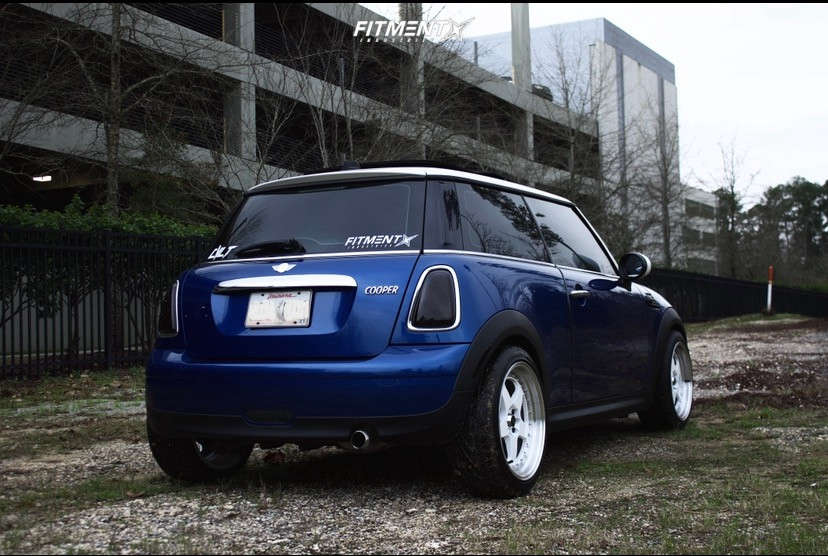 2009 Mini Cooper Base with 17x7.5 JNC Jnc010 and Nitto 205x45 on Stock ...