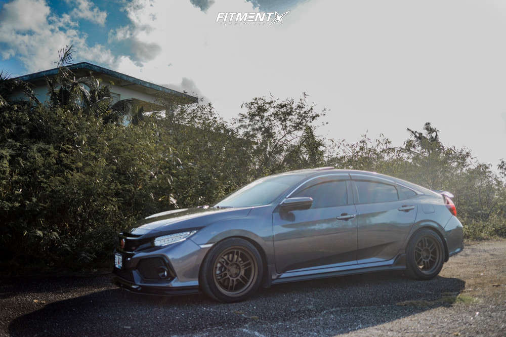 2018 Honda Civic Si with 18x8.5 ESR SR11 and Nexen 245x40 on Stock ...