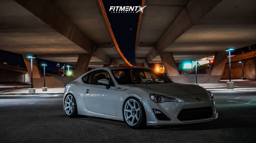 2014 Scion FR-S Base with 18x9 Cosmis Racing Mr7 and Federal 225x40 on ...