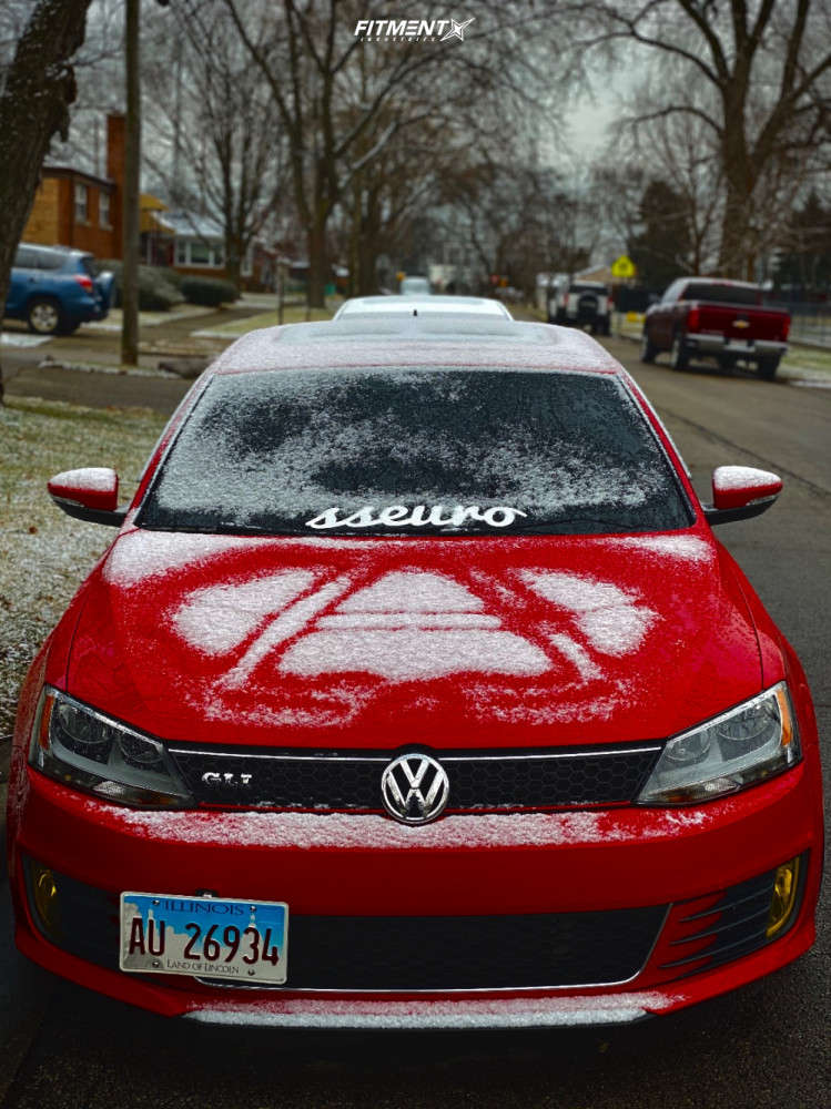 2015 Volkswagen Jetta GLI SE with 18x9 JNC JNC014 and Cosmo 215x40 on ...