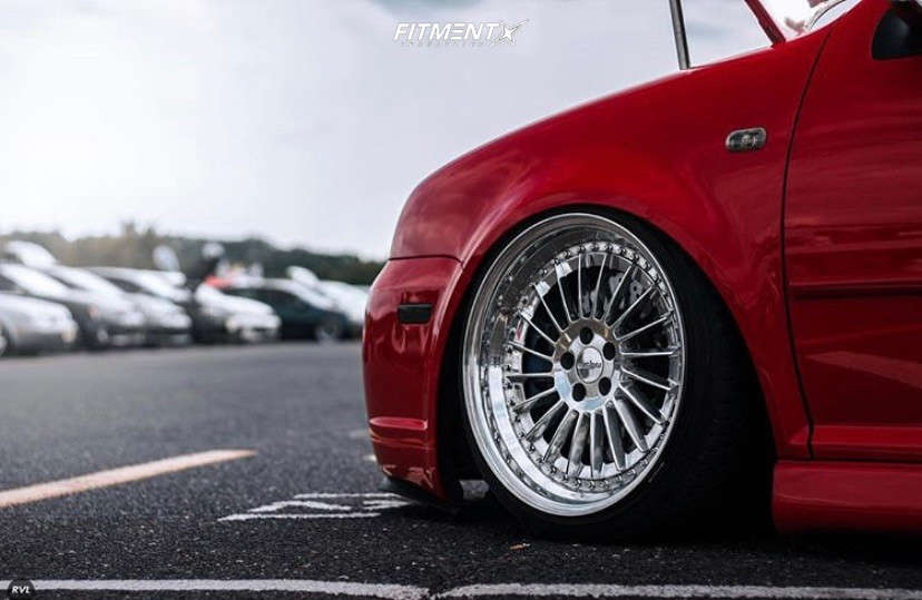 2004 Volkswagen R32 Base with 18x9 Rotiform Ind-t and Falken 205x40 on ...