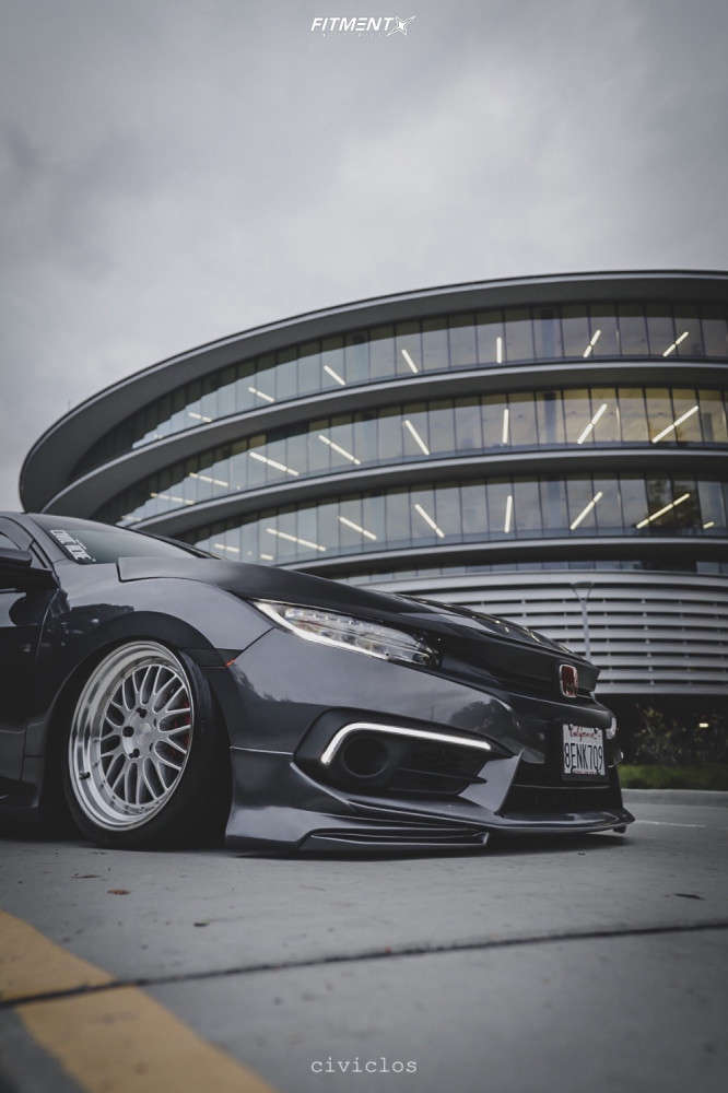 2017 Honda Civic LX with 18x8.5 ESR Sr05 and Kumho 215x35 on Stock ...