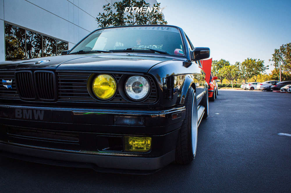 1991 BMW 325i Base with 17x8 Borbet Type A and Kumho 205x40 on Lowering ...