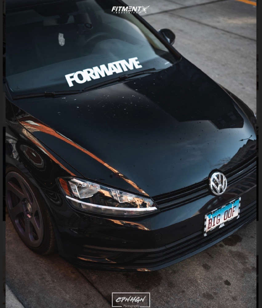 2018 Volkswagen Golf SE with 18x8.5 3SDM 0.06 and Continental 225x40 on ...