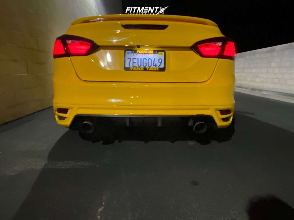 2014 Ford Focus S with 18x9.5 Ambit Re02 and Michelin 235x40 on ...