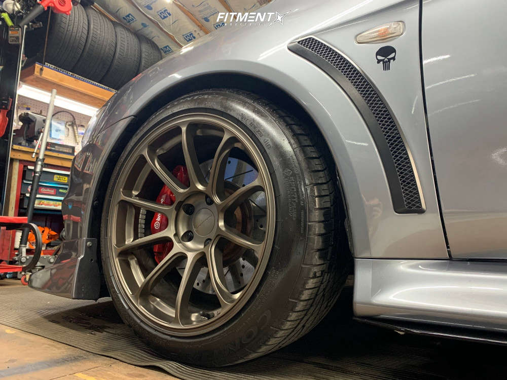 2014 Mitsubishi Lancer Evolution GSR with 18x10.5 Vordoven Forme 11 and ...