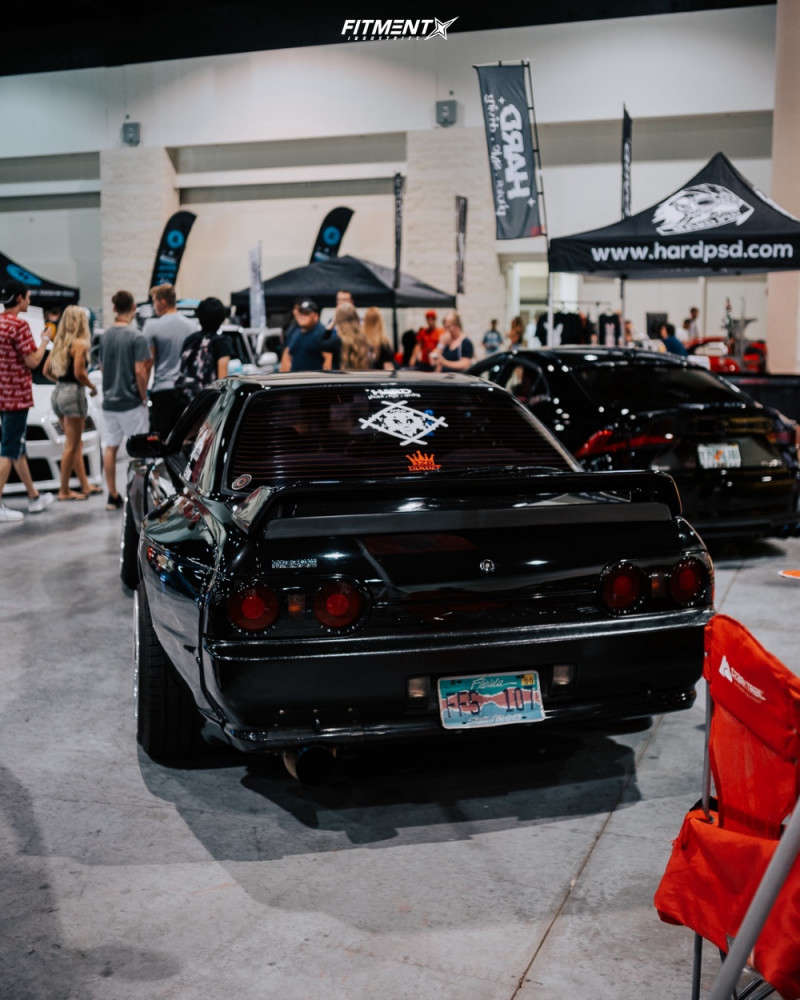 1991 Nissan Skyline R32 Base with 18x12.5 Weds Lxz and Achilles 275x35 on Coilovers | 927275 ...