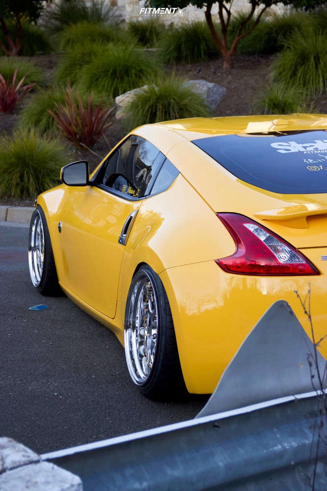 2017 Nissan 370Z Sport Tech with 19x10.5 Aodhan Ds01 and Federal 235x35 ...