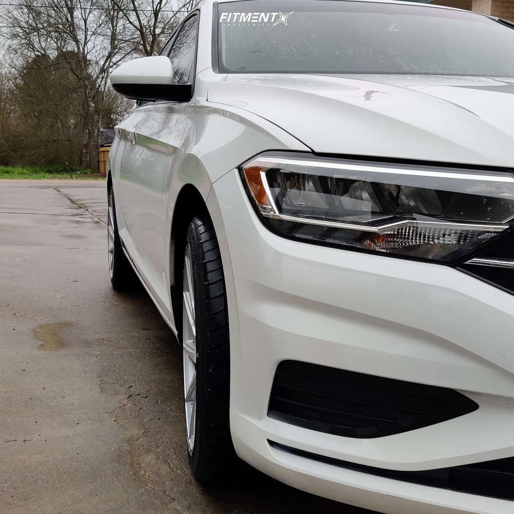 2019 Volkswagen Jetta S with 18x8.5 F1R F29 and Nitto 235x45 on Stock ...