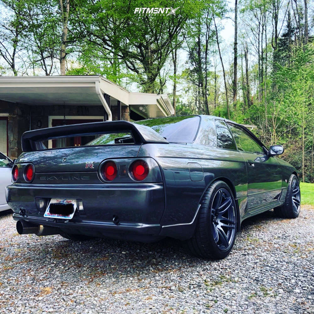 1991 Nissan Skyline GT-R with 18x9.5 Cosmis Racing Mrii and BFGoodrich ...