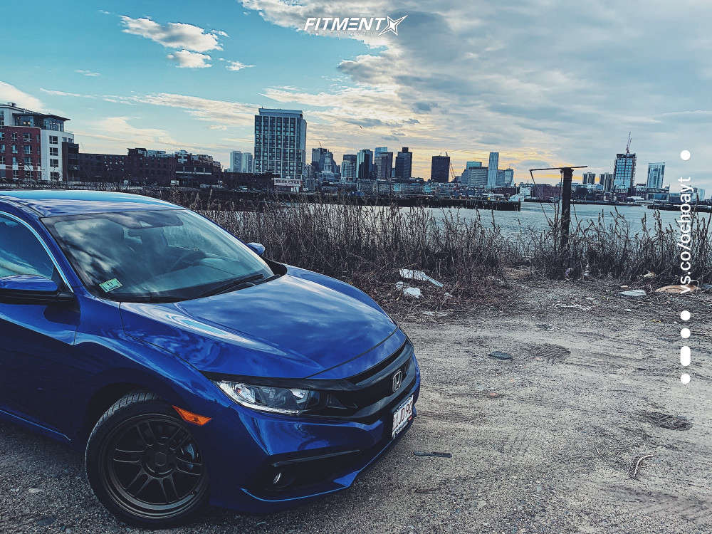 2019 Honda Civic Sport with 18x9.5 ESR Sr11 and Michelin 245x40 on ...