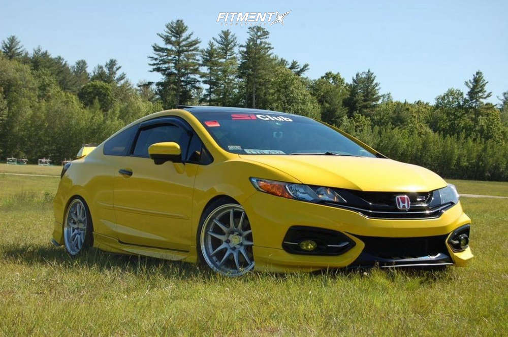2015 Honda Civic Si with 18x8.5 Aodhan DS02 and Bridgestone 215x40 on ...