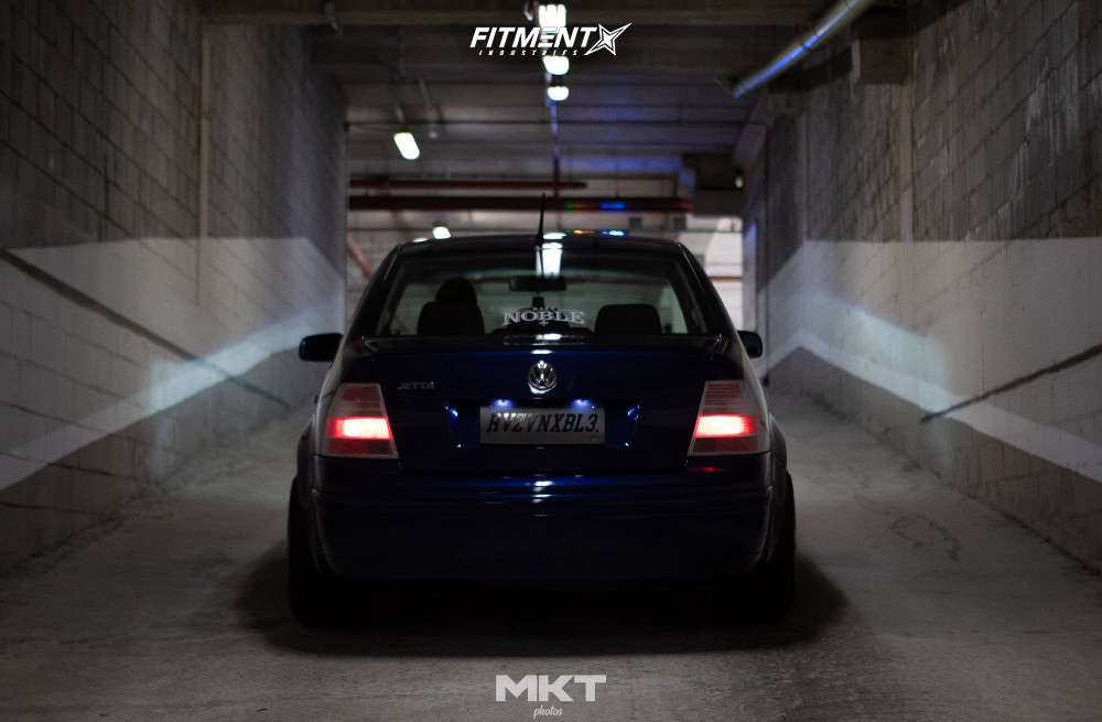 2001 Volkswagen Jetta GLS with 18x9.75 XXR 527 and Delinte 215x35 on ...