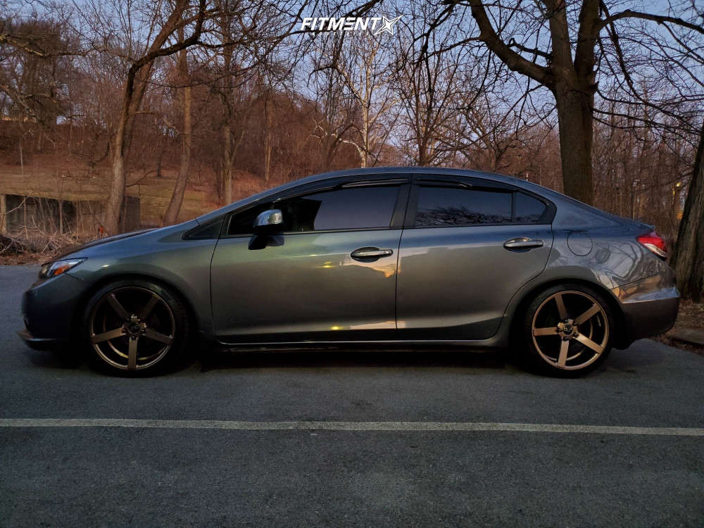 2013 Honda Civic LX with 18x8.25 JNC Jnc026 and Cosmo 215x40 on Air ...