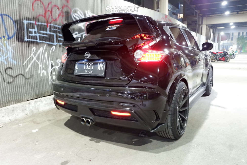 2012 Nissan Juke SL with 20x9 Vossen Cvt and Accelera 245x35 on ...