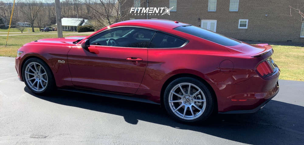 2017 Ford Mustang GT Premium with 19x9.5 Forgestar Cf10 and Hankook ...