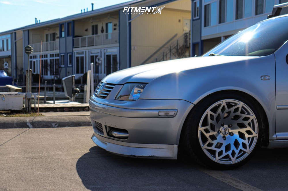 2003 Volkswagen Jetta Wolfsburg Edition with 18x9.5 WatercooledIND Md1 ...