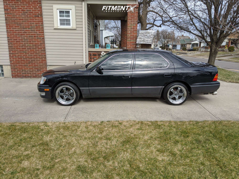 2000 Lexus LS400 Base with 18x8.5 MST Mt07 and Hankook 225x40 on Stock ...