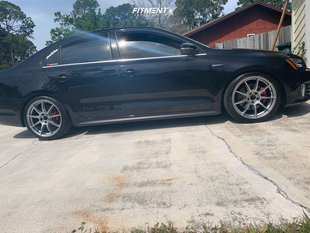2014 Volkswagen Jetta GLI with 18x8 Enkei Ts9 and Falken 225x40 on ...