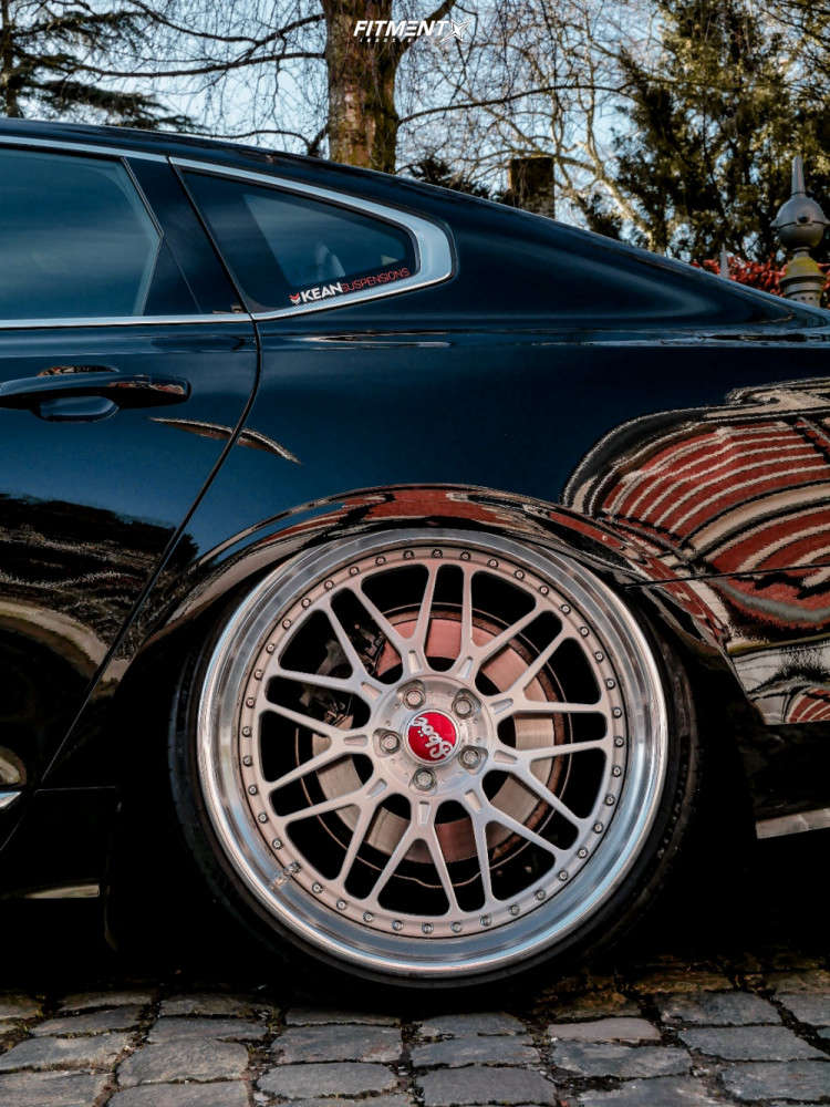 2018 Volvo S90 T6 Inscription with 21x9.5 SkÃ¶l SK2 and Michelin 245x30 ...