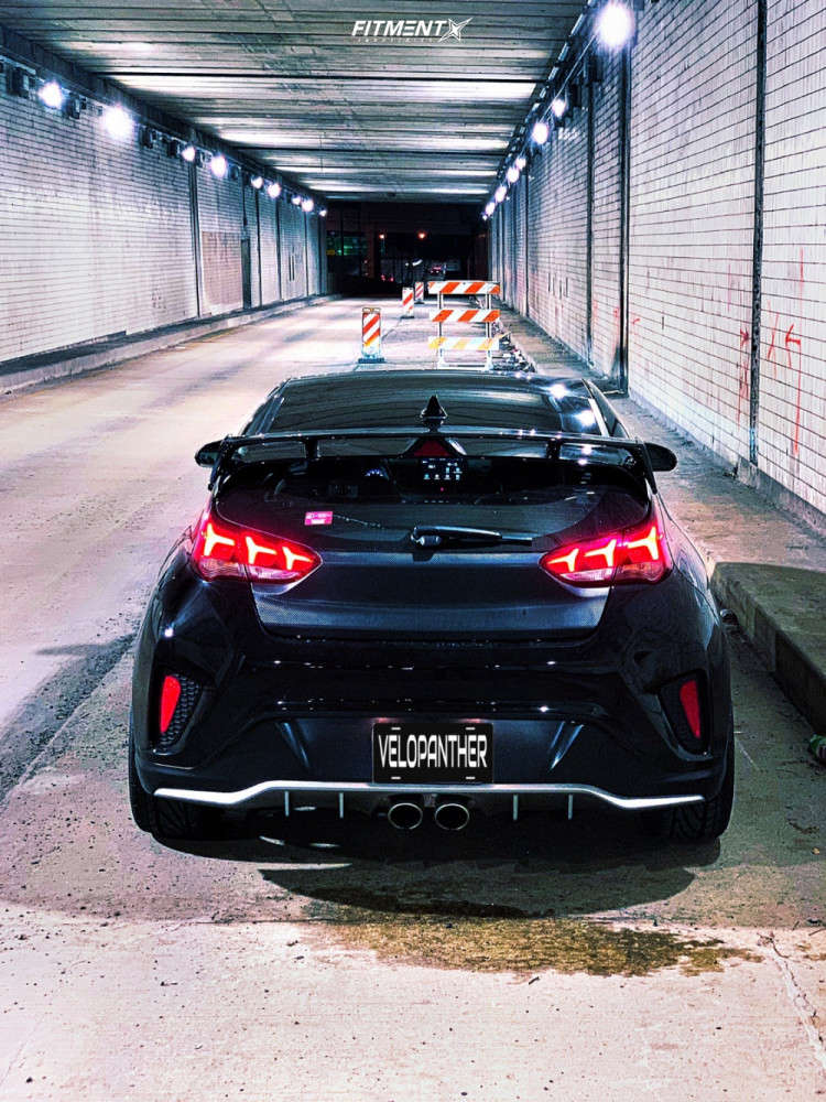 2019 Hyundai Veloster Turbo Tech with 18x8.5 AVID1 AV6 and Nitto 245x40 ...