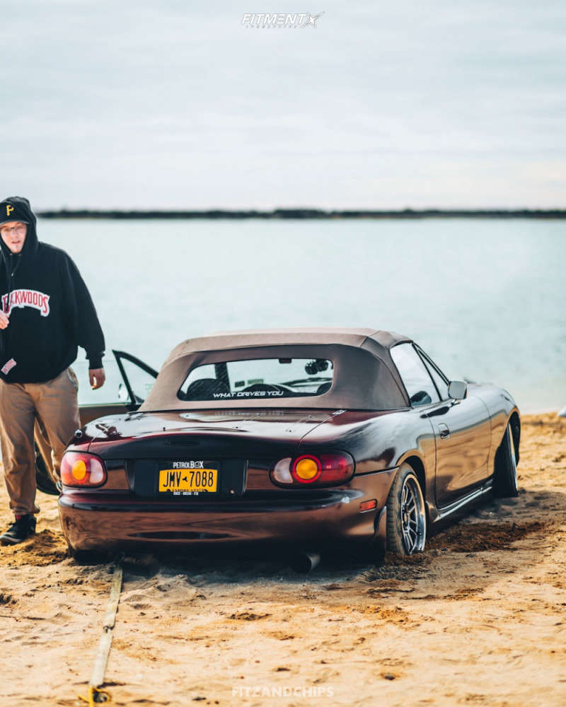 2000 Mazda Miata Base with 15x8 Cosmis Racing XT-206R and Toyo Tires ...