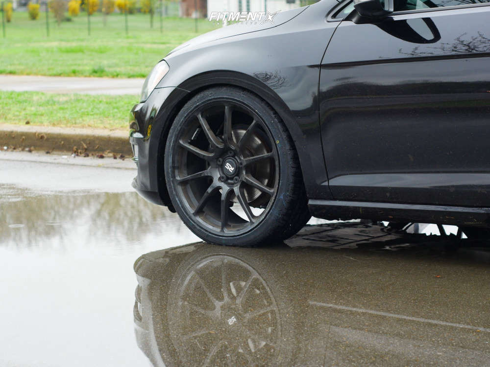 2015 Volkswagen Golf TDI SEL with 19x8.5 Neuspeed Rse102 and Nitto ...