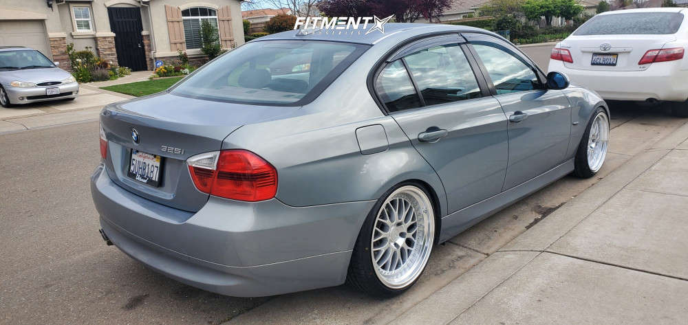 2006 BMW 325i Base with 19x9.5 ESR Sr01 and Nankang 235x35 on Coilovers ...