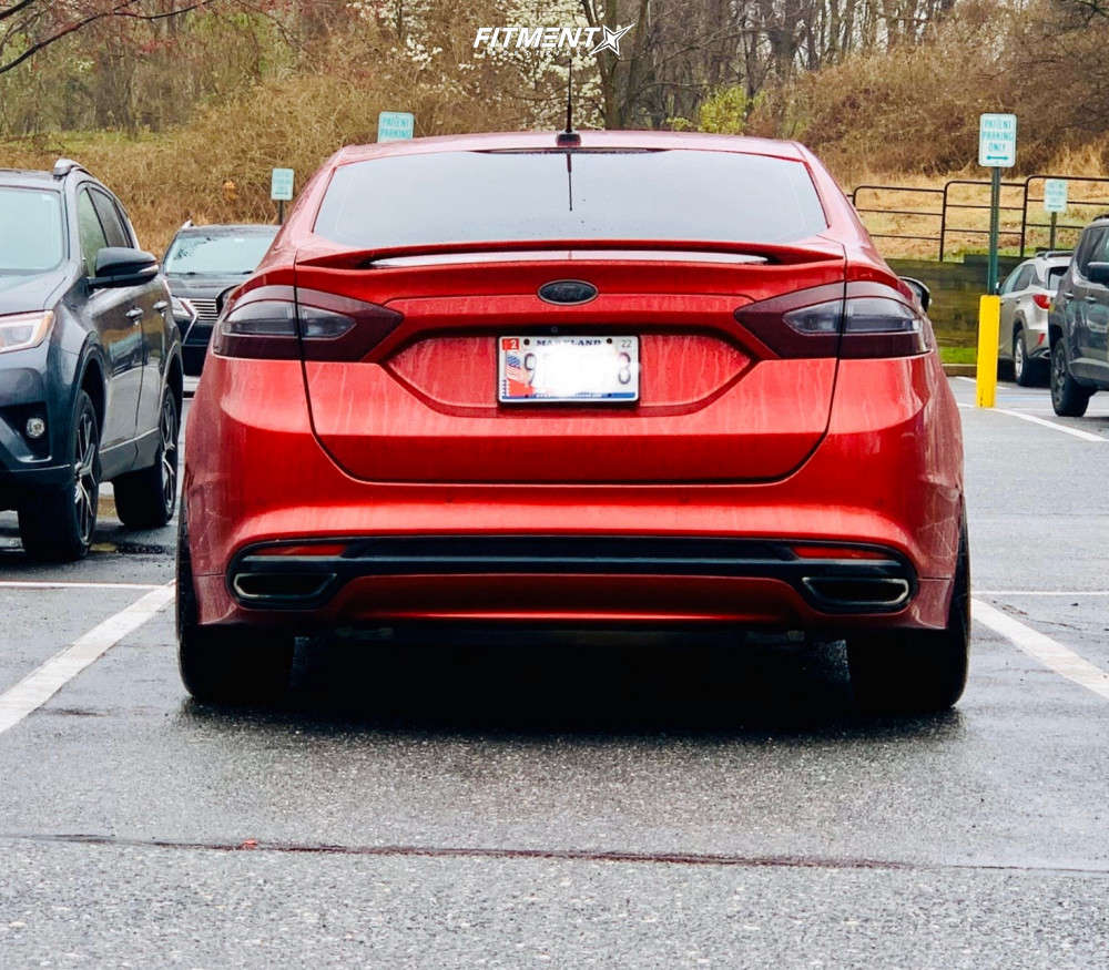 2013 Ford Fusion Titanium with 20x9 Niche Misano and Continental 245x35 ...