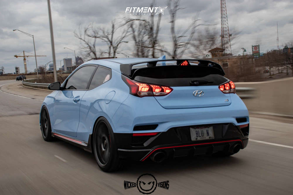 2019 Hyundai Veloster N Base with 19x8.5 Konig Ampliform and ...