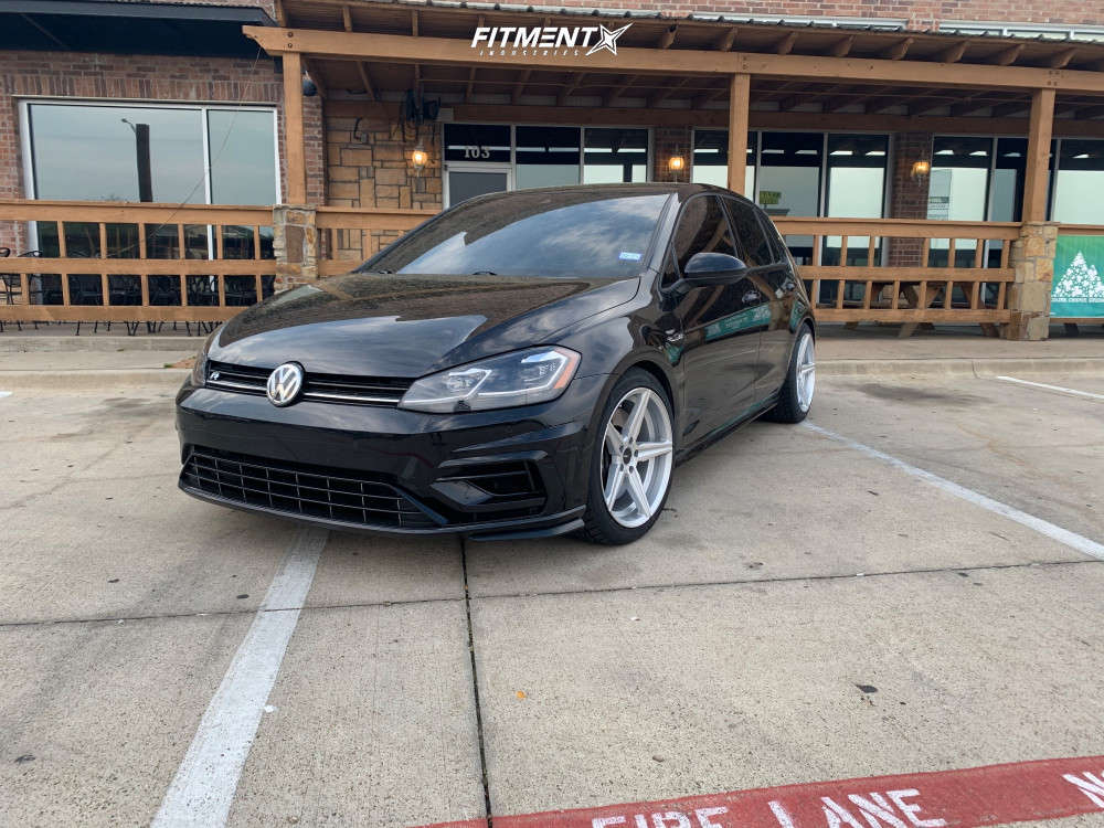 2018 Volkswagen Golf R Base with 18x9 Advanti Racing Cammino and Ohtsu ...