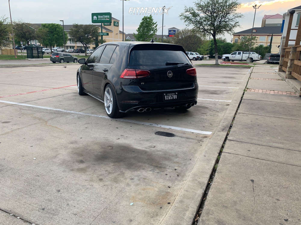 2018 Volkswagen Golf R Base with 18x9 Advanti Racing Cammino and Ohtsu ...