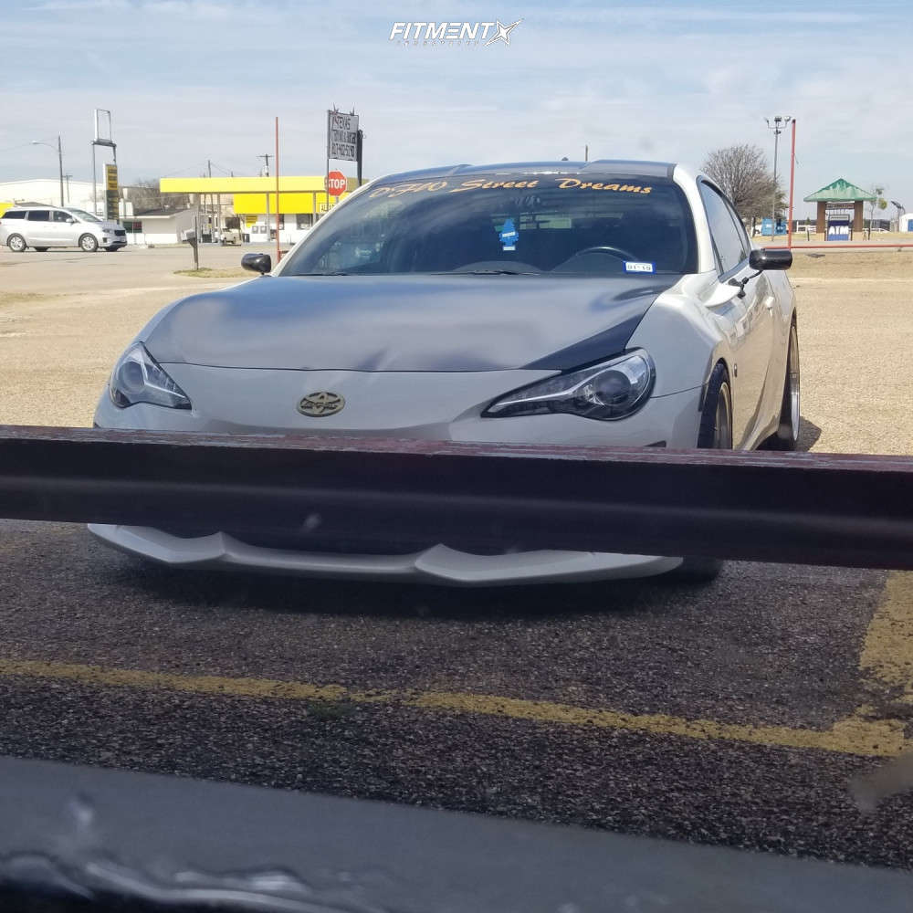 2017 Toyota 86 Base with 18x9.5 ESR Sr01 and Nexen 245x60 on Coilovers ...