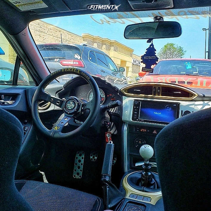 2017 Toyota 86 Base with 18x9.5 ESR Sr01 and Nexen 245x60 on Coilovers ...