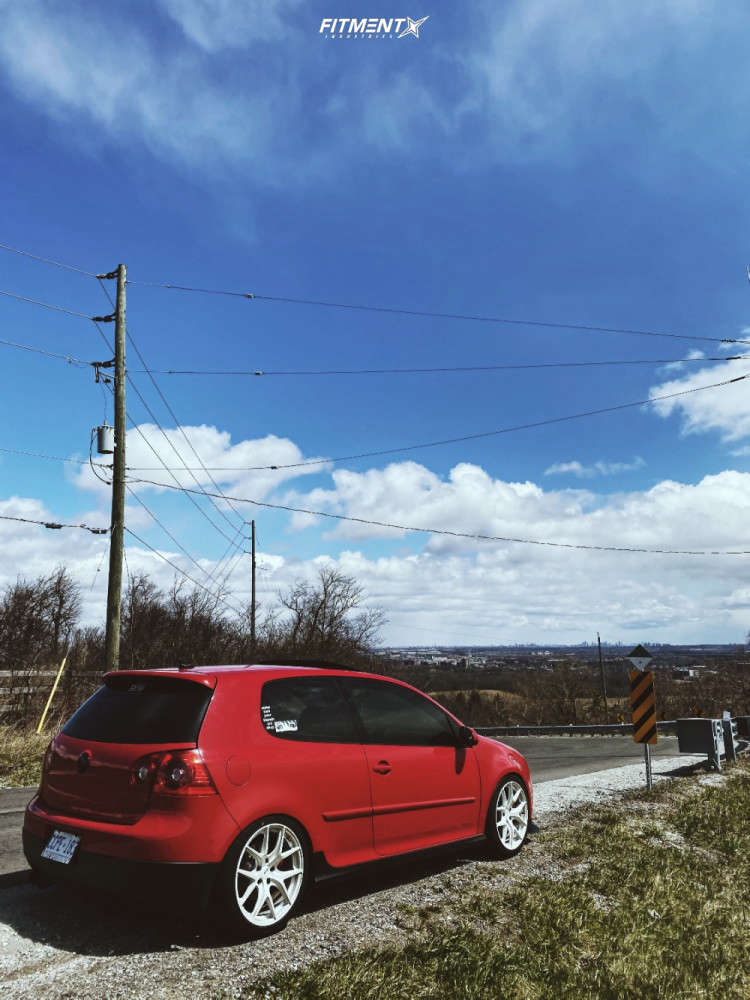2007 Volkswagen GTI Base with 18x8 Fast Wheels Fc04 and Michelin 225x45 ...