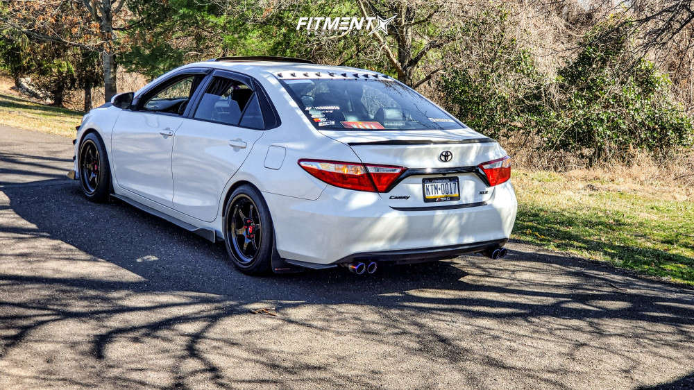 2016 Toyota Camry XLE with 18x9.5 Aodhan Ah08 and Michelin 245x40 on ...