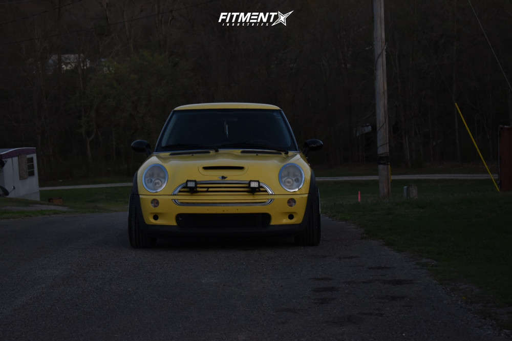 2003 Mini Cooper S with 17x8.5 JNC Jnc004 and Ironman 205x45 on Stock ...
