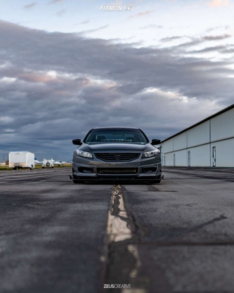 2009 Honda Accord EX-L with 19x9.5 Rohana Rc7 and Toyo Tires 235x35 on ...