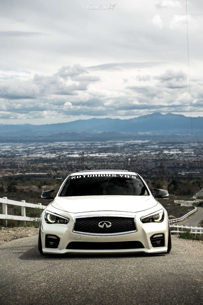 2015 INFINITI Q50 Sport with 19x10.5 Weds Lxz and Federal 215x35 on Air ...