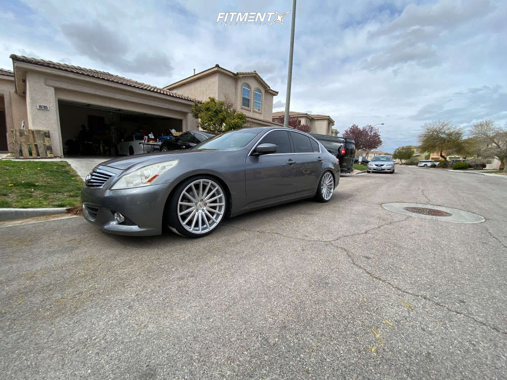 2013 INFINITI G37 Journey with 20x10 Vossen Vfs2 and Toyo Tires 255x30 ...