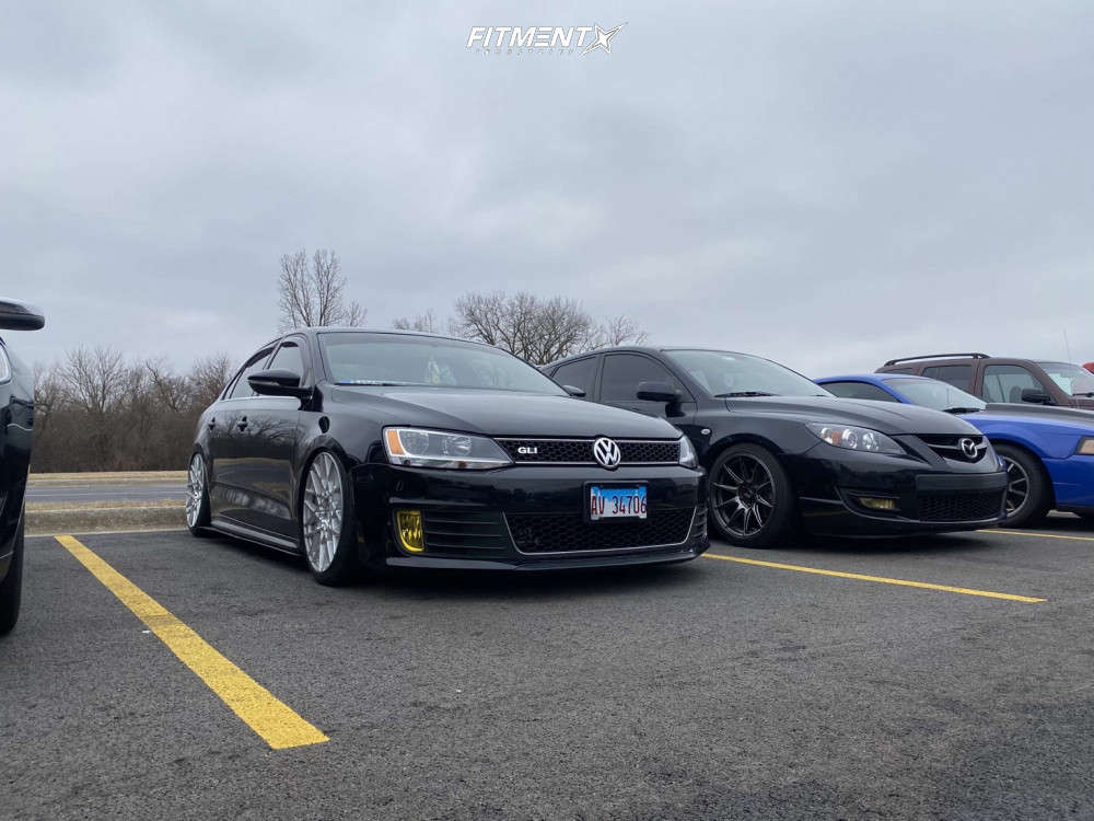 2012 Volkswagen Jetta GLI with 18x8.5 Rotiform Blq and Geo Tour 225x40 ...
