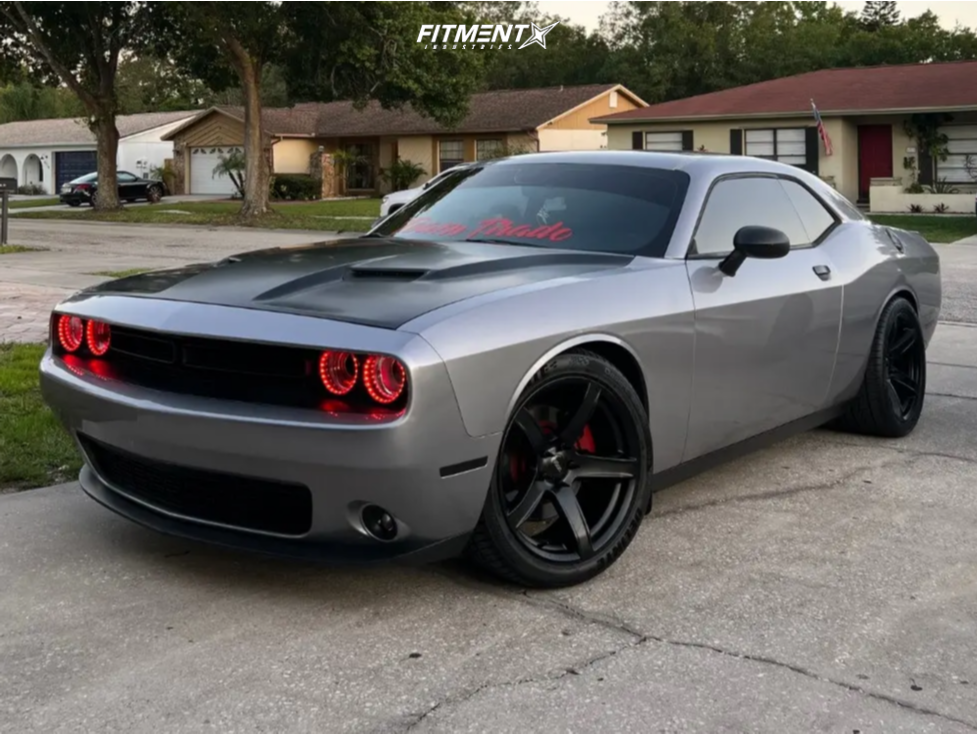 Silver Challenger Black Rims